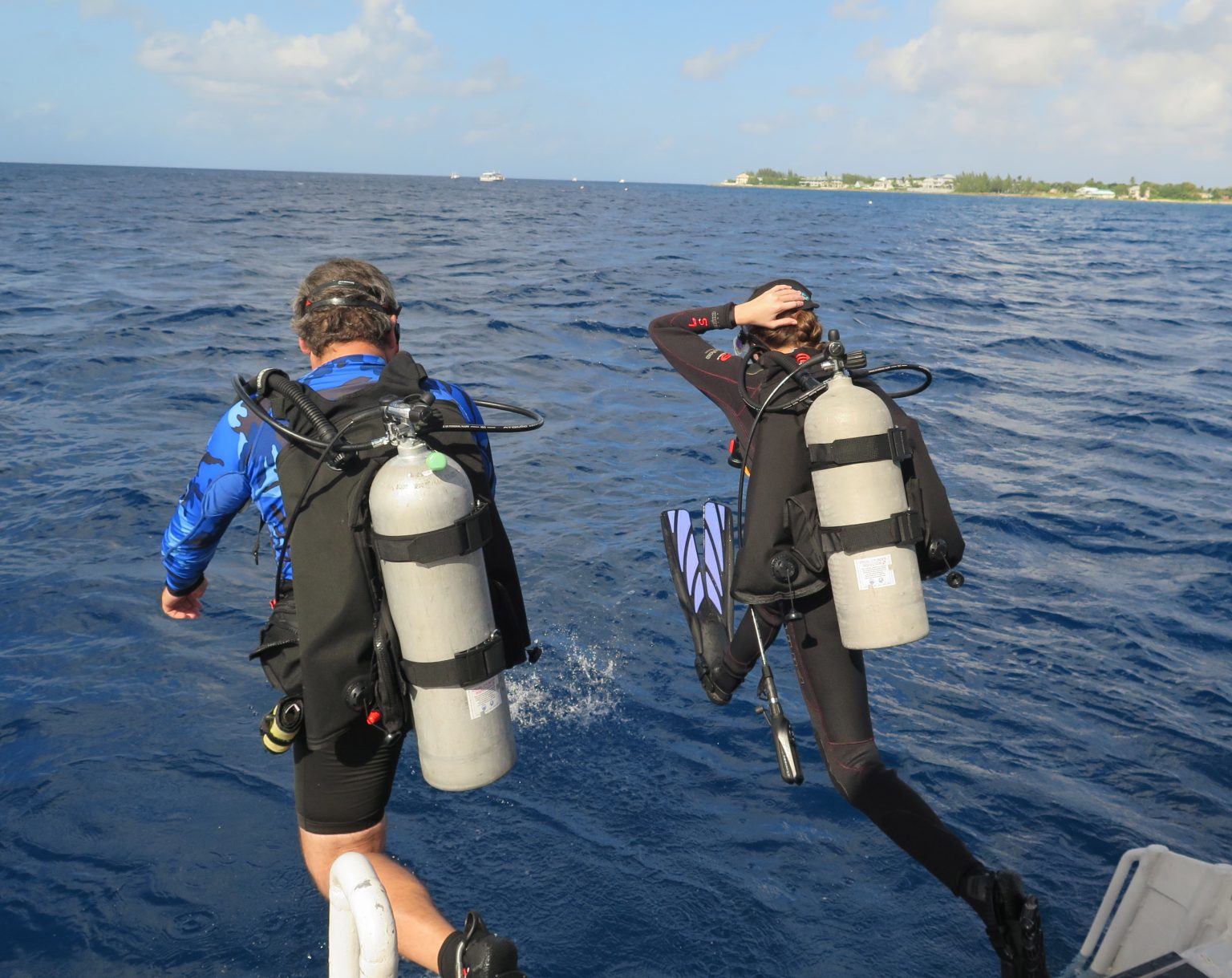Dive Travel Tips: How to Plan and Prepare for an Amazing Dive Trip